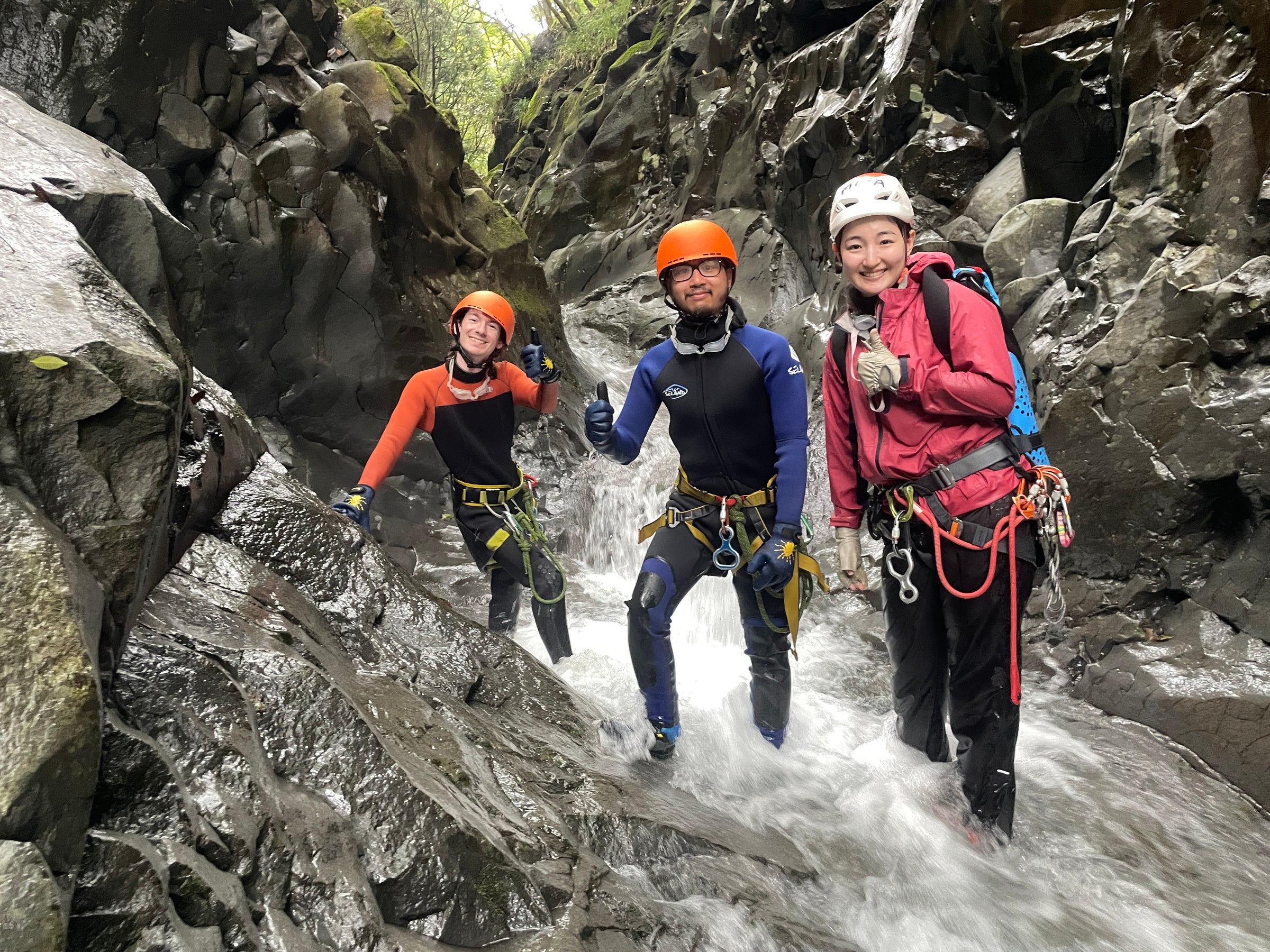 Advanced Canyoning Tour in Fuji Shizuoka | Fujiyama Canyoning Japan